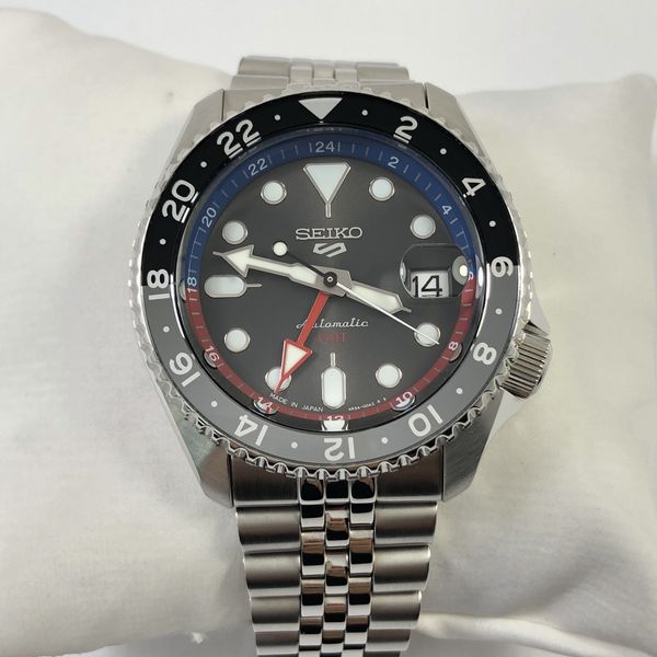 Seiko 5 Sports SKX GMT Automatic Gray Dial Stainless Steel Men's Watch ...