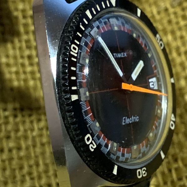 Vintage Timex Electric Watch Crosshair Racing Dial Rotating Bezel ...