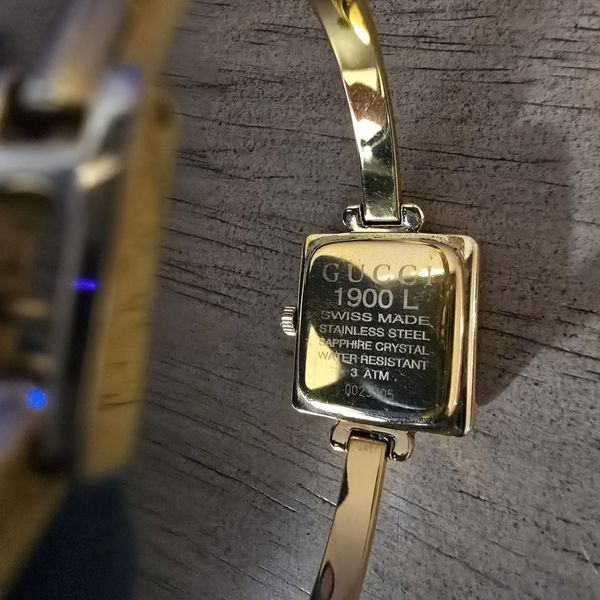Vintage 1990â s Gold Womenâ s Gucci Watch | WatchCharts Marketplace