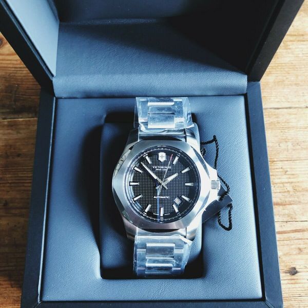 Victorinox I.N.O.X. (INOX) Mechanical Watch (Item No: 241837) | WatchCharts