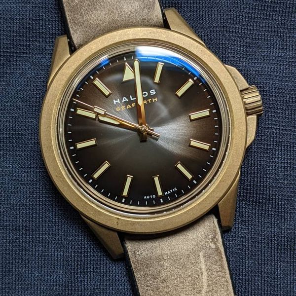 [$900 USD] Halios Seaforth Bronze, Grey Dial | WatchCharts Marketplace