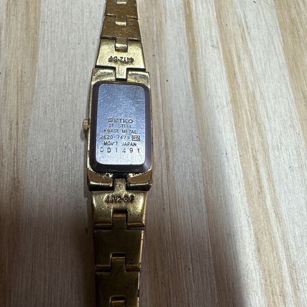 Women's Seiko Watch - Gold Tone Rectangle w/Gold Dial 2620-7479 ...