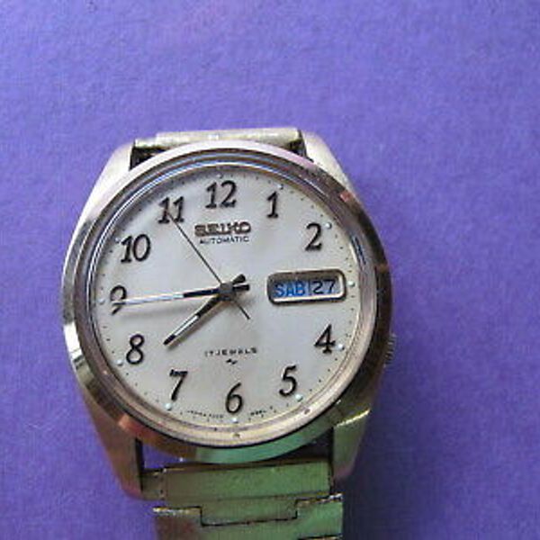 SEIKO VINTAGE AUTOMATIC 7009 8219 MENS CALENDAR WATCH no reserve ...