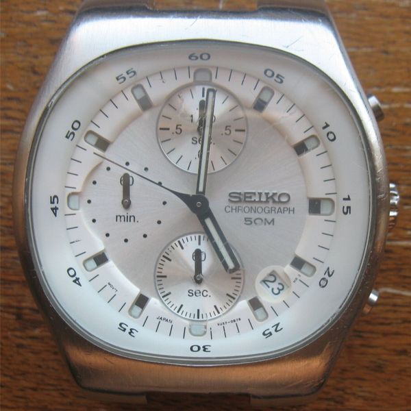Seiko Chronograph 50m - Fiat Special Edition (V657-0B40) | WatchCharts ...