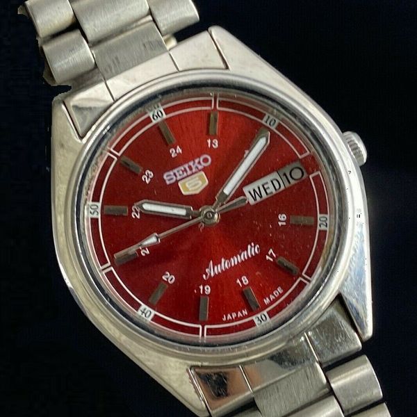 Vintage Seiko 5 Automatic 17 Jewels Cal.6309A Day Date Men's Wrist Watch | WatchCharts Marketplace