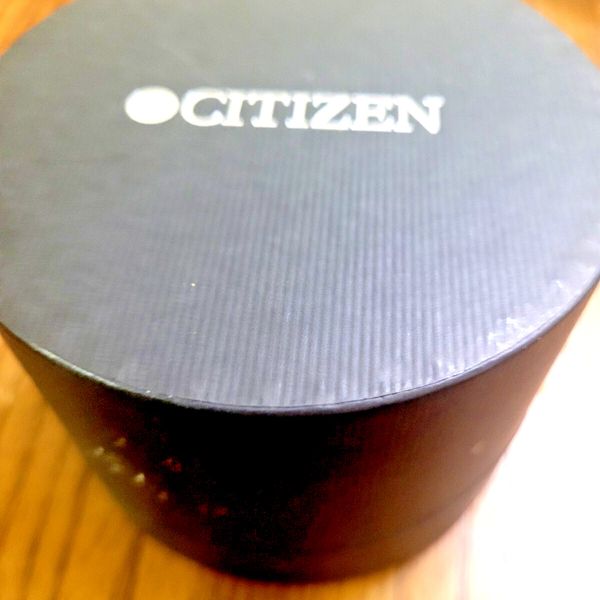 Vintage CITIZEN QUARTZ MEN'S WATCH w/ BOX. | WatchCharts Marketplace