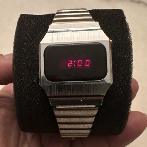 Vintage Timex Menâ s LED Watch - Silver (1970s) - New Batteries ...