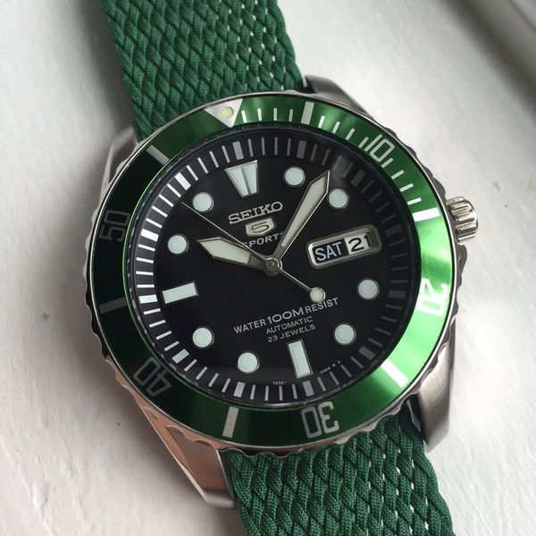 FS: Mod Seiko 'Sea Urchin' green bezel. | WatchCharts Marketplace