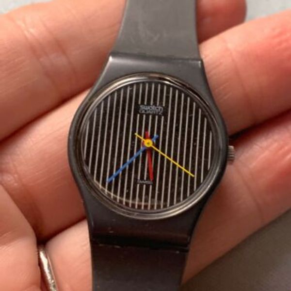 Swatch BLACK WHITE VERTICAL STRIPES RED BLUE YELLOW DIAL Ladies 755 ...