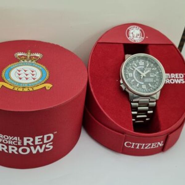 Citizen Eco-Drive Red-Arrows WR200 BJ7050-54E. Nighthawk. Stainless ...
