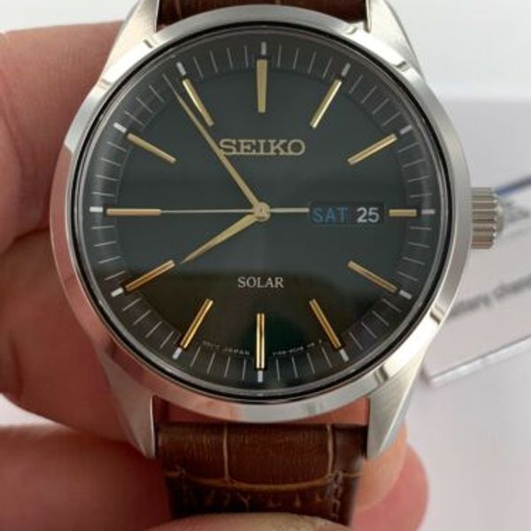Gents Seiko Solar Day Date Watch Green Sunburst Dial SNE529P1 2 Year ...