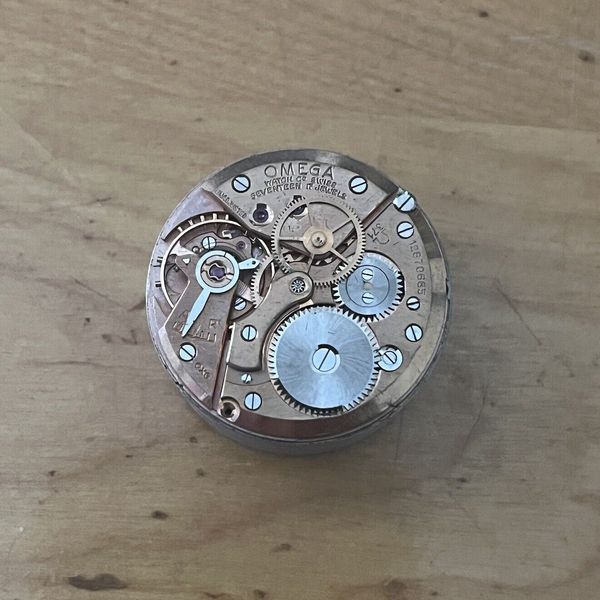 VINTAGE OMEGA WATCH MOVEMENT #371. 1950. For Parts Or Repair. Not ...