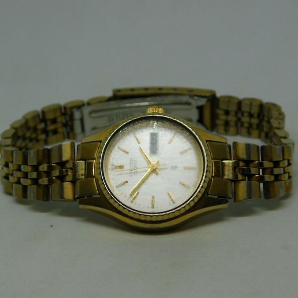 CITIZEN QQ 6000-072952 M Gold Tone Quartz Analog Women's Watch Sz. 7 1/ ...