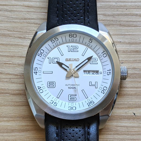 Seiko SNKF09 White 'BFS' | WatchCharts Marketplace