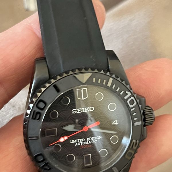 Seiko Men's Black Watch - Custom Stealth | WatchCharts Marketplace