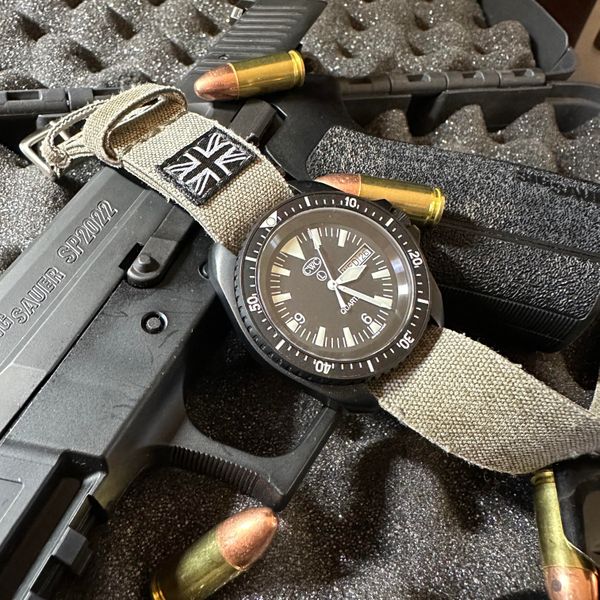 [WTS] CWC SBS Quartz Diver | WatchCharts