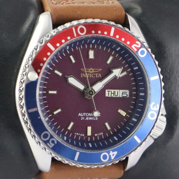 Beautiful INVICTA Diver Automatic Rotating Bezel Purple Dial Day/Date ...