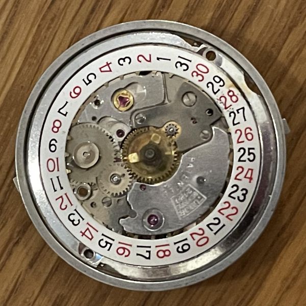 Snowflake movements: Tudor 2484 (7021) & Tudor 2784 (9411) | WatchCharts