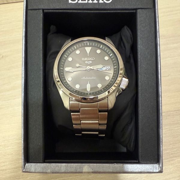 Seiko 5 Sport| Automatic | Stainless Steel Bracelet | Grey Dial ...