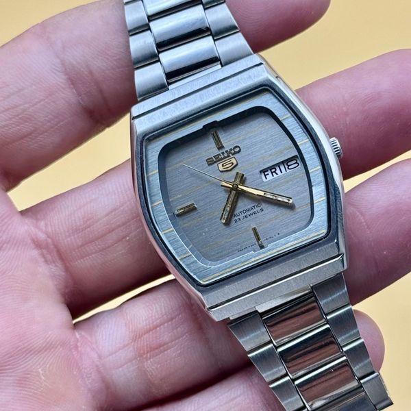 Vintage Seiko 5 Automatic Mens 21 Jewels Watch | WatchCharts Marketplace