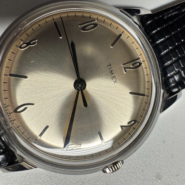 Timex Marlin 2017 Reissue 34MM Champagne Sunburst Hand Wind With Box ...