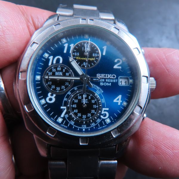 V657 Japan Seiko Chronograph Quartz Men Watch | WatchCharts Marketplace