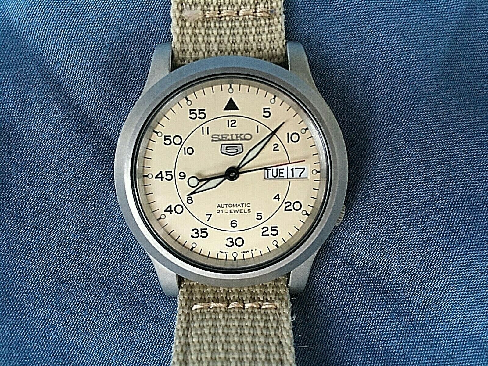 Seiko 5 SNK803K2 Men's Wrist Watch | WatchCharts