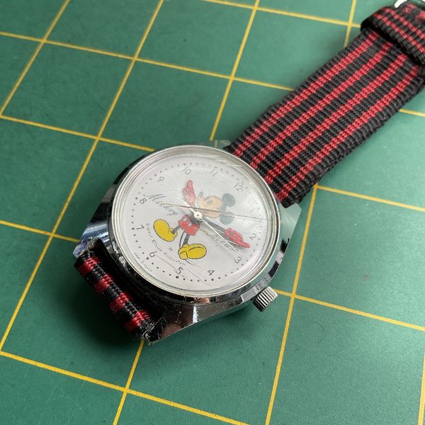 Vintage SEIKO TOMONY DISNEY TIME 5000-7000 MICKEY MOUSE HAND WIND WATCH ...