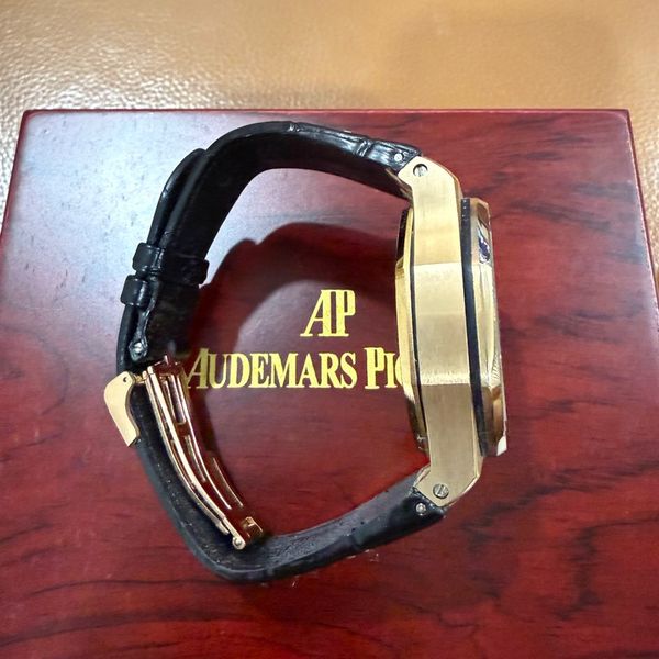 AP Watch (China) | WatchCharts Marketplace