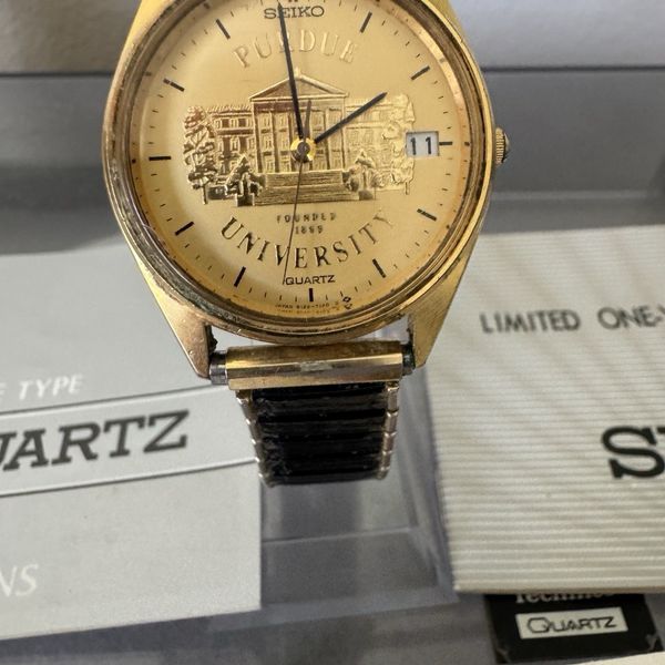 Vintage Seiko 8122-7039 Gold Tone Purdue University Mens Watch - New Battery | WatchCharts ...