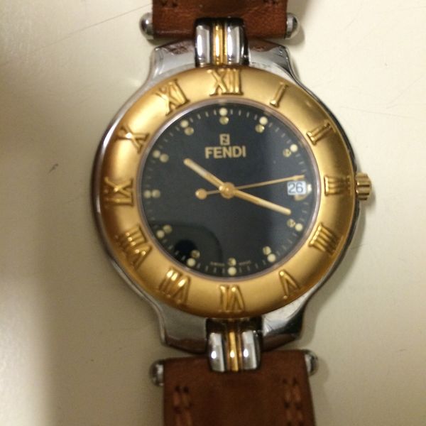 Men's Fendi 900G Swiss Watch In Mint Condition | WatchCharts Marketplace