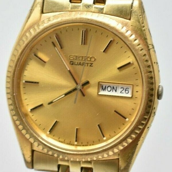 VINTAGE MENS 1998 SEIKO QUARTZ WATCH 7N43-8111 DAY/DATE GOLD TONE, BATTERY JAPAN | WatchCharts ...