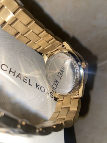 Michael Kors Bradshaw PAVE Glitz Gold-Tone Orologio da donna Michael Kors Bradshaw PAVE Glitz Gold-Tone Orologio da donna