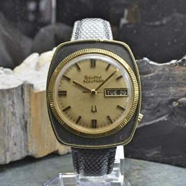 1970's Bulova Accutron 2182 N2 Tuning Fork Quartz Gold & Black Case ...