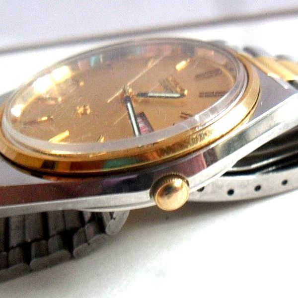 1990's Vintage Two Tone Men's Seiko SQ Day Date Quartz Watch 8123-7239 ...