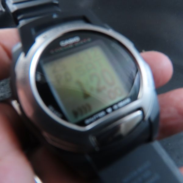 New WQV-3 Casio Wrist Camera Colour Data LCD Quartz Men Watch ...