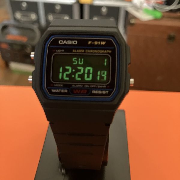 Custom Casio F91W with Inverted Screen and Glow in the Dark Mods ...