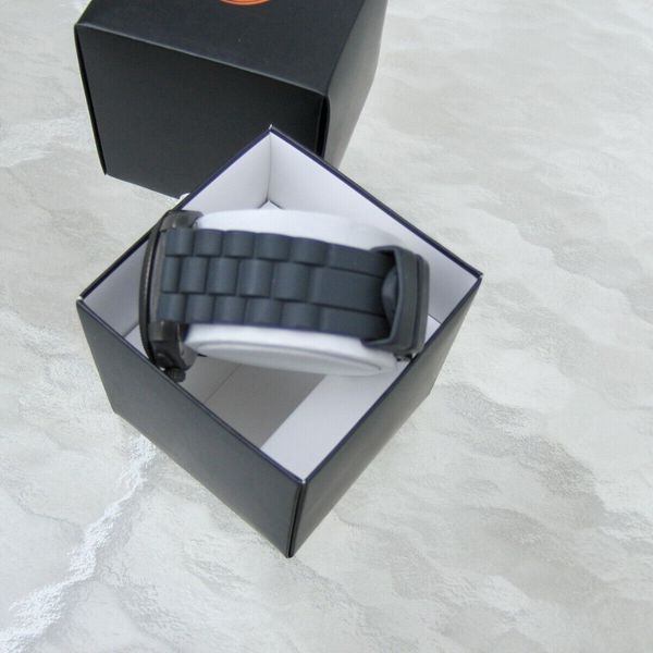 FOSSIL FS 4701 MACHINE SPORT 3EYE CHRONOGRAPH DATE WINDOW SILICONE BAND ...