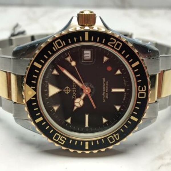 NOS 1990s ZODIAC SEAWOLF RED DOT REF 113.23.26 200M DIVER WATCH ...