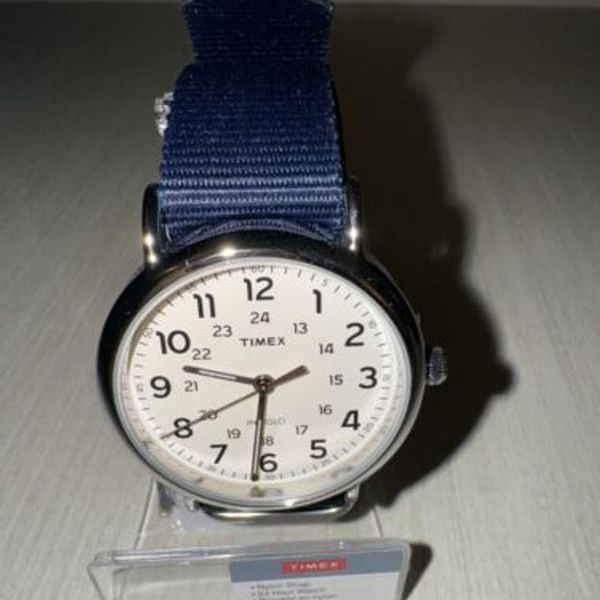 Timex T2N647, Men's Weekender Black Fabric Watch, Indiglo, 38MM Case ...