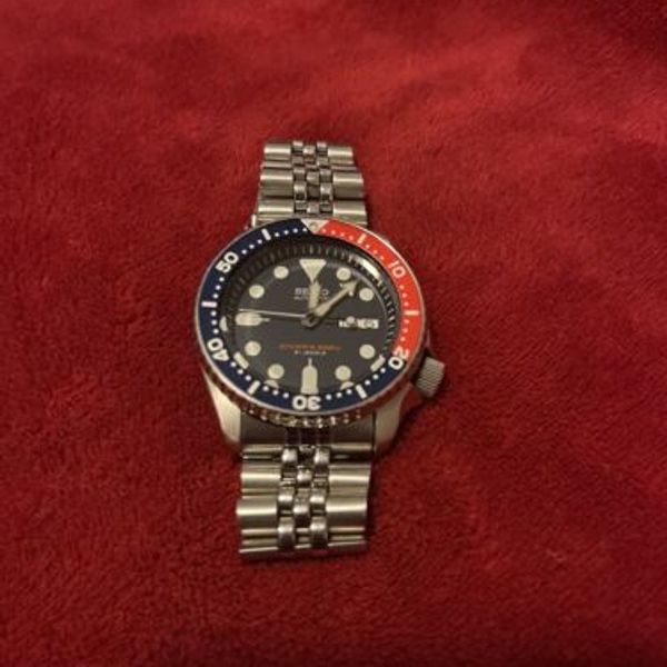 Genuine Preowned Seiko SKX009J With Box Extra Straps Included And Link ...