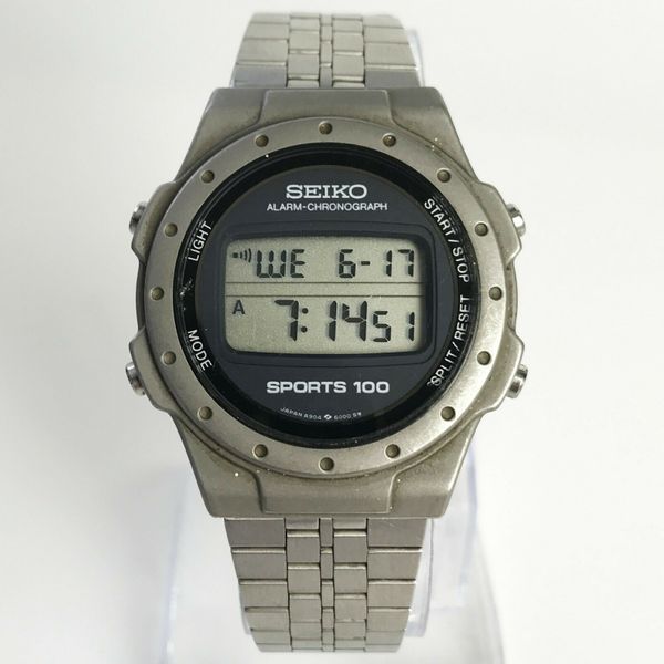 Vintage Seiko Sports 100 Watch silver digital A904-6000 grey space ...