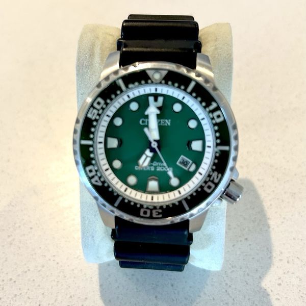 Citizen Promaster collection Eco-Drive Solar Power movement 200m Divers ...