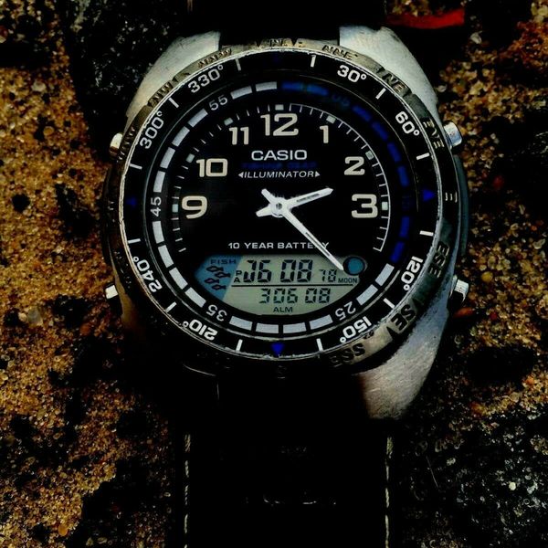 CASIO PATHFINDER AMW-700 3768 FISHING GEAR MOON PHASE ANALOG DIGITAL ...