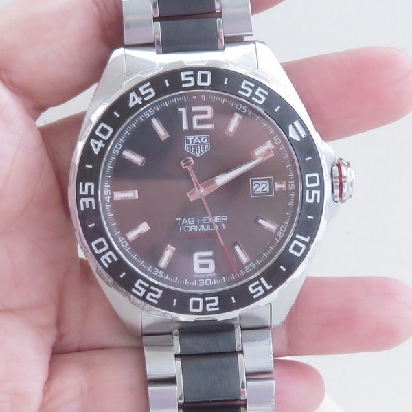 TAG HEUER Formula 1 Calibre 5 Automatic Gray dial. Model WAZ2011 ...