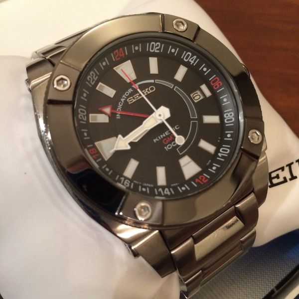 FSOT: Seiko SUN005 GMT Kinetic 5m65-0AB0 - $110 | WatchCharts Marketplace