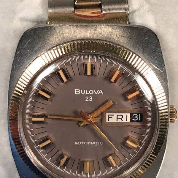 VINTAGE BULOVA SENATOR 23 JEWEL SWISS 11AOACB DAY-DATE WATCH | WatchCharts