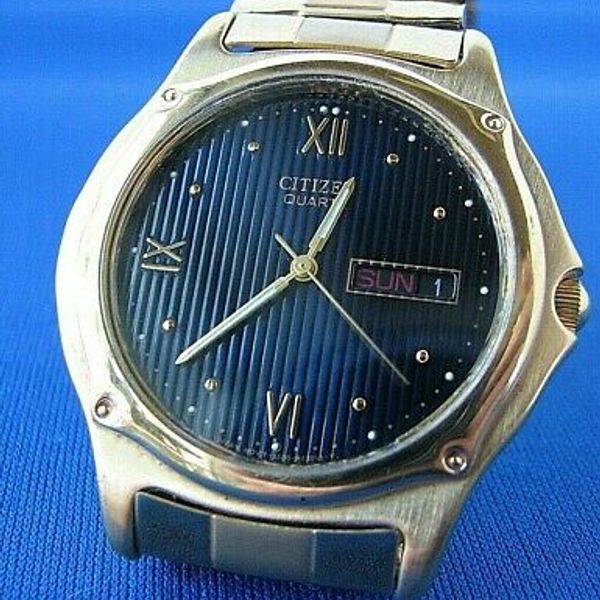 Citizen 5500 Quartz Day-Date Watch with Stainless Steel Expandable ...