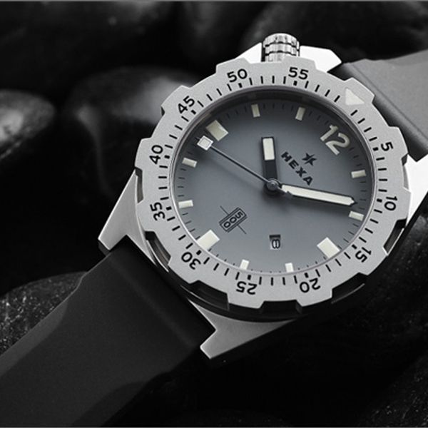 FS: HEXA Q500 Brushed | WatchCharts