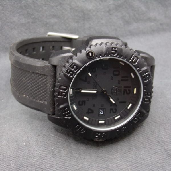 Men's Swiss LUMINOX Military / Diver's Watch w/ New Battery - Works ...